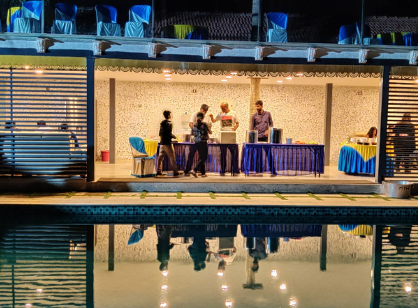 Poolside Party Venue Gallery | The Destino